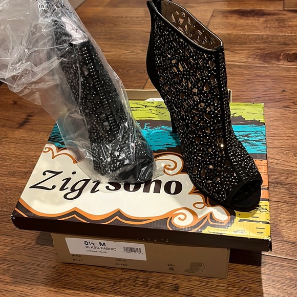 Zigi Soho | Shoes | Zigi Soho Drift Boots | Poshmark